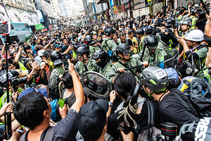 SOPA Images - 图库 - Anti-totalitarian march in Hong Kong, China