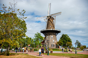SOPA Images - Gallery - Autumn weather has arrived in Leiden, Netherlands