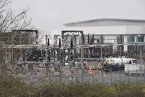 SOPA Images - Galerie - Fire at North Hyde Electricity Substation in ...