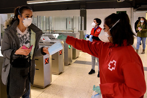 SOPA Images - Gallery - Volunteers from the L´Hospitalet Red Cross ...