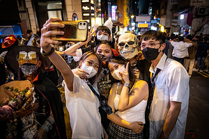 SOPA Images - Gallery - Hong Kong Citizens Celebrate Halloween in China