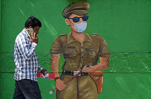 SOPA Images - Gallery - Graffiti paintings in Mumbai, India