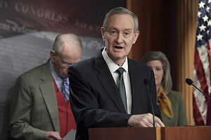 SOPA Images - Gallery - Senator Crapo holds a Taxes and IRS reporting ...