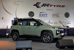SOPA Images - Gallery - Indian Car and Motorcycle of the Year award in ...