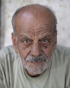 SOPA Images - Gallery - Palestinian Mustafa Abdo repairs fans in Gaza ...