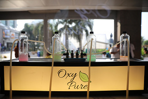 SOPA Images - Galerie - Oxygen Bar in Delhi, India